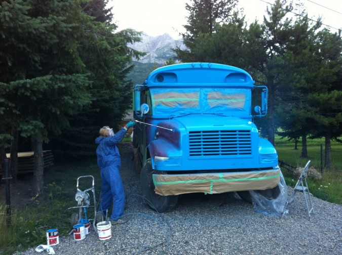 Porky Blue Bus - Fernietrails.com