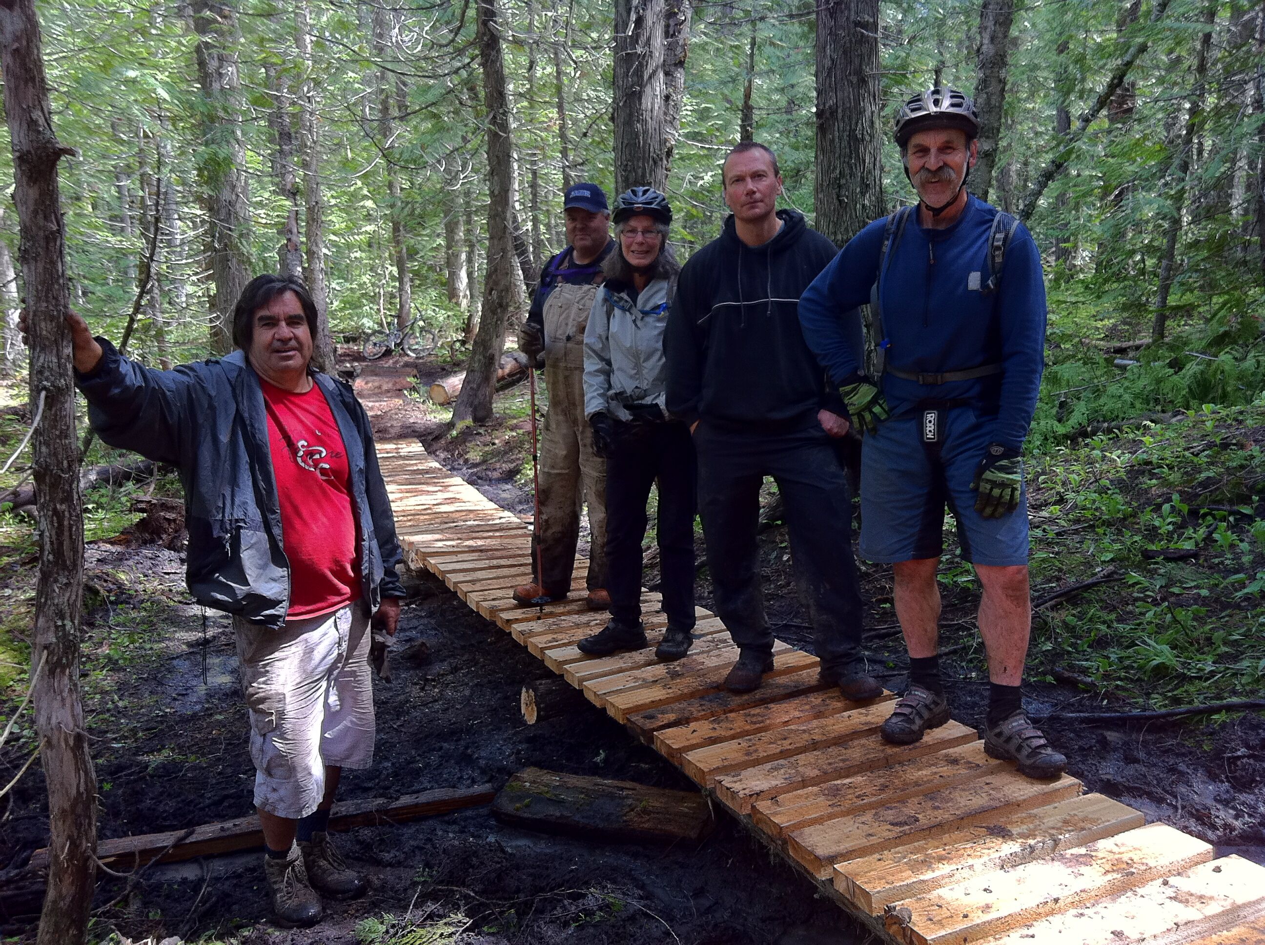 Mega Hurtz Decking - Fernietrails.com